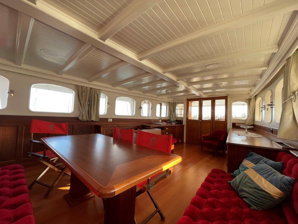 Ailsa Shipbuilding CLASSIC WATSON 80' For Sale - Used Power Boat | Boat ...